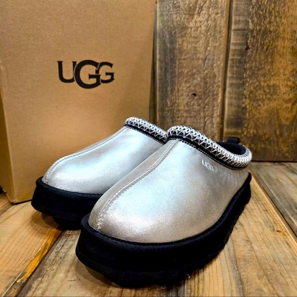 uggs grey tazz